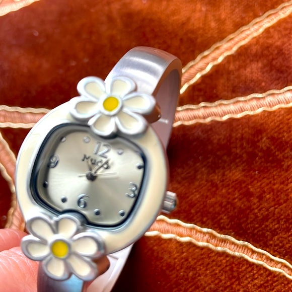 Mudd | Jewelry | Unique Mudd Silver Sunflower Watch | Poshmark